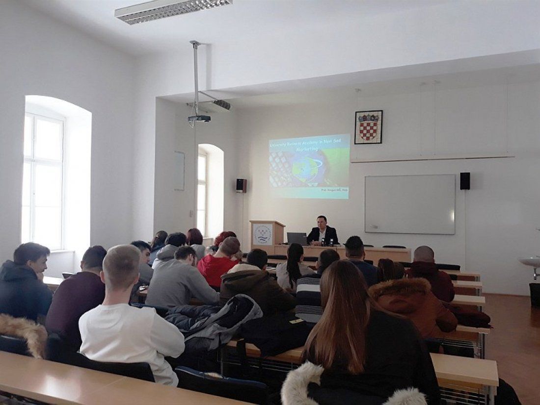 Naslovna - Univerzitet Privredna akademija U Novom Sadu